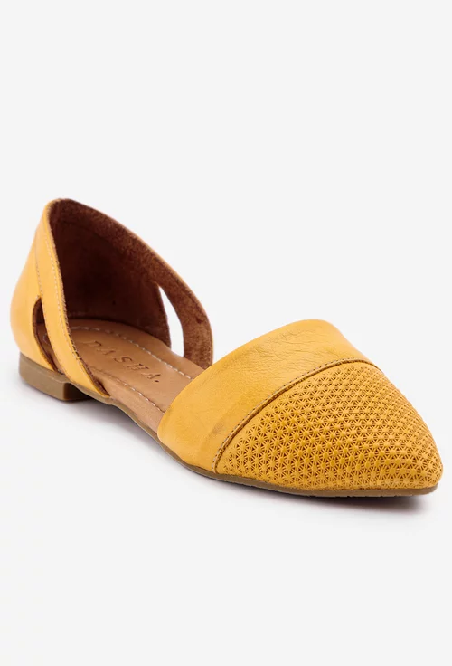Balerini galbeni din piele cu decupaj - Dasha.ro