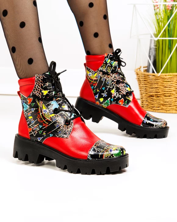 Ghete scurte dama piele naturala rosii cu inchidere sireturi si model ...