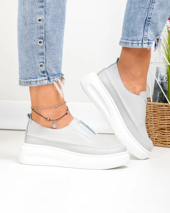 Pantofi casual dama piele naturala gri cu inchidere slip-on si varf ...