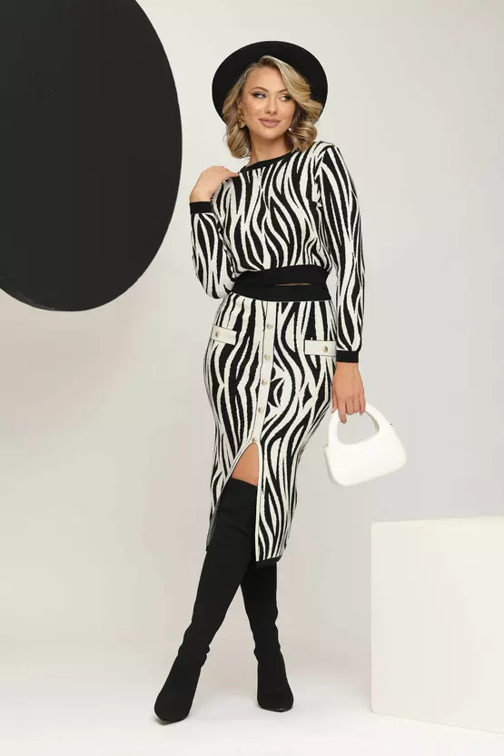 Compleu dama elegant din tricot premium alb cu negru zebra • Fofy Shop
